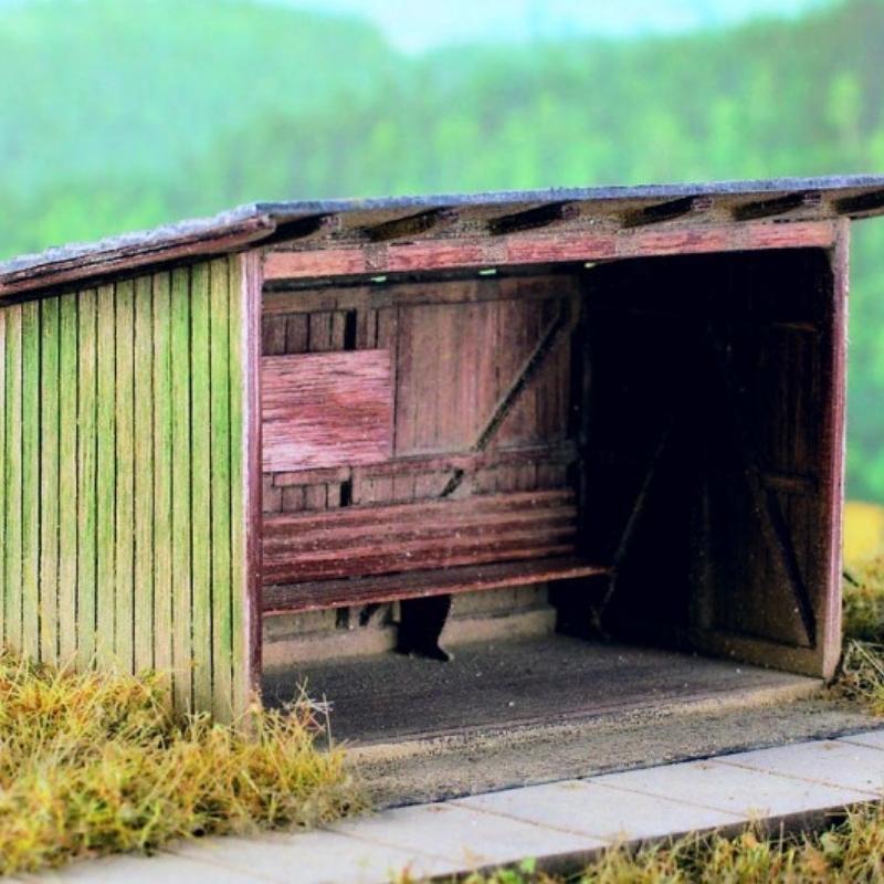 Model Scene Wooden Passenger Shelter H0 (kit) - Dream Steam
