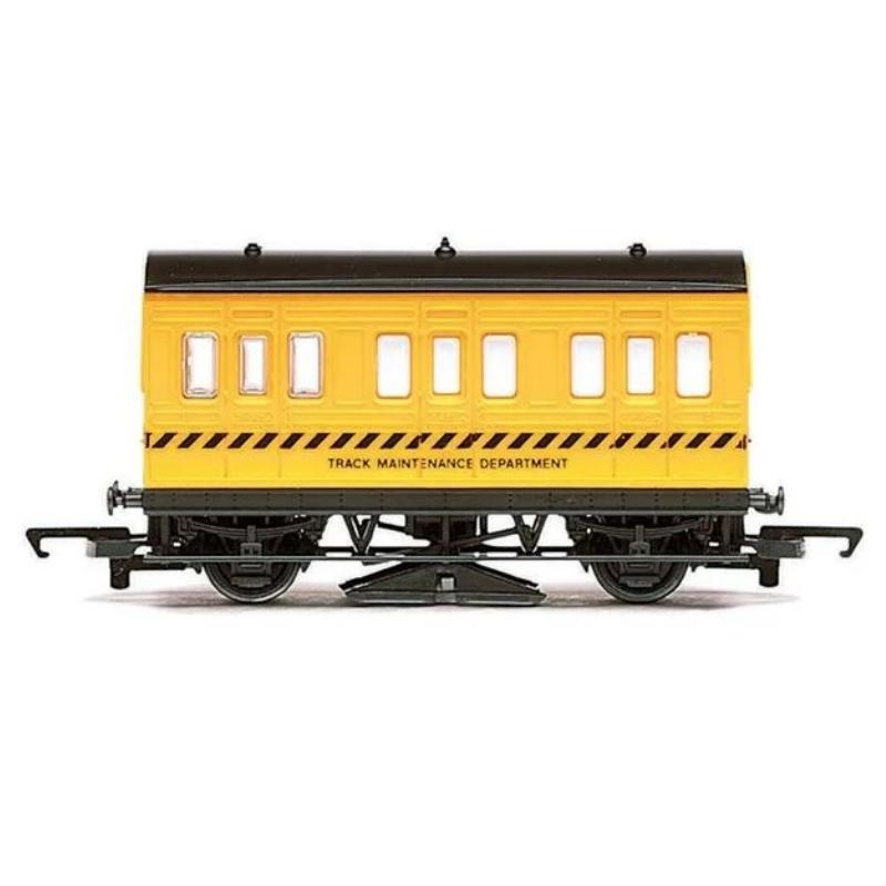 Hornby OO Gauge Track Cleaning Coach - Era 10 - Dream Steam