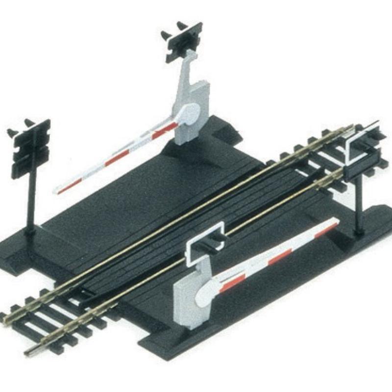 Hornby OO Gauge Single Track Level Crossing - Dream Steam